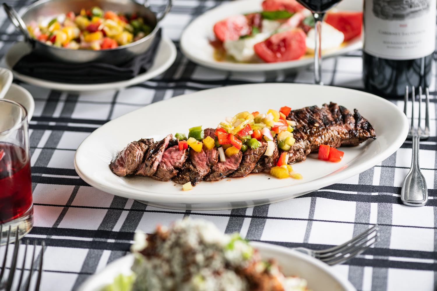 Gibsons Oak Brook Location Hours Reservations Menus Gibsons Bar